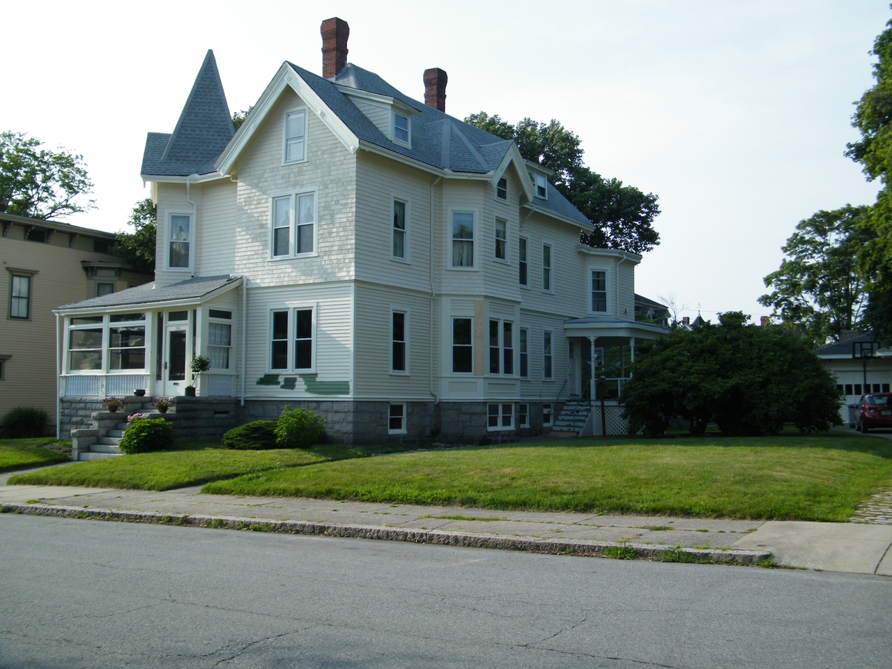 Lizzie Borden’s Maplecroft is Getting a FaceLift – https ... Lizzie Borden’s Maplecroft is Getting a FaceLift – https ...